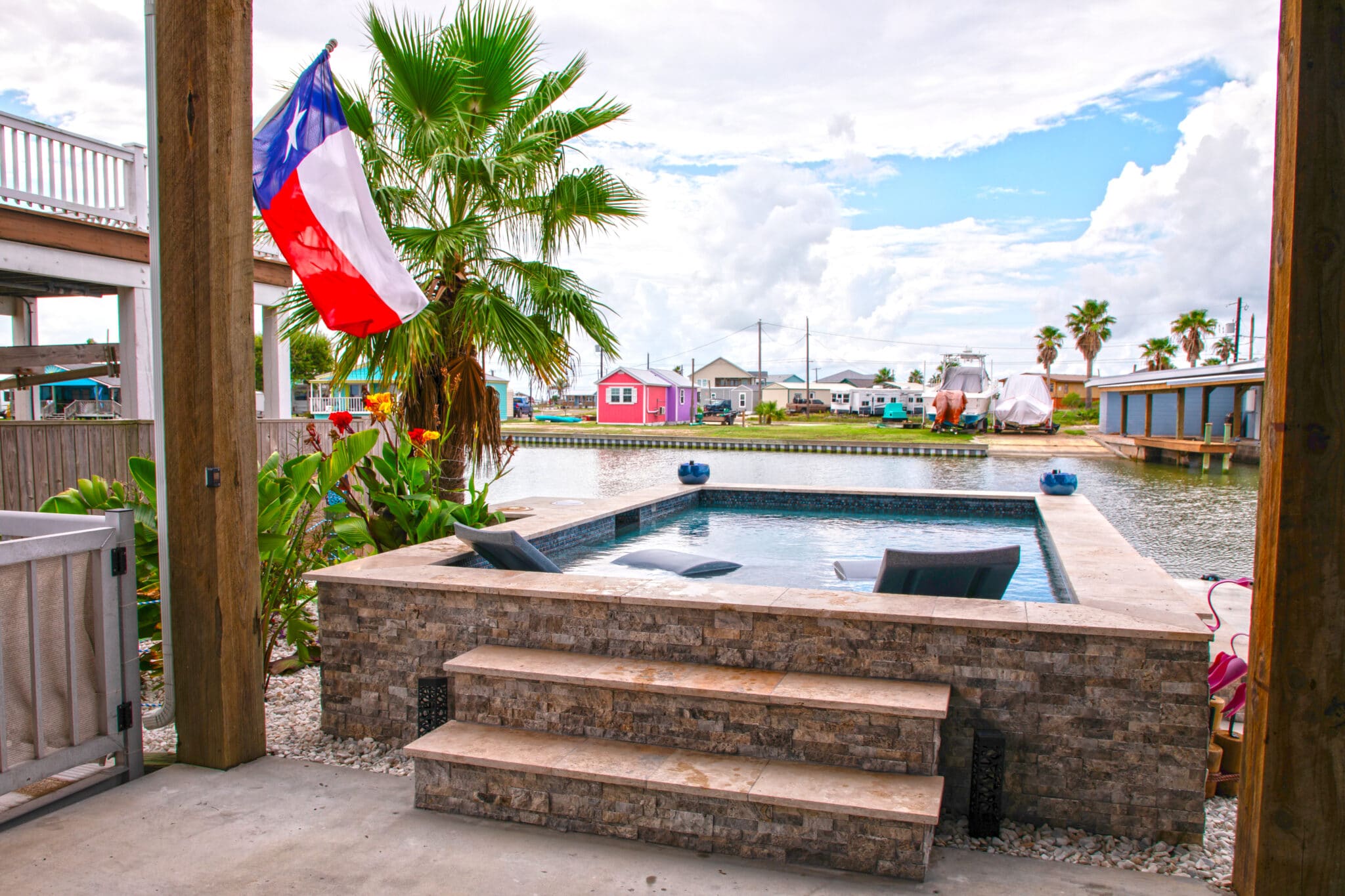 Spas & Hot Tubs - Pinnacle Pools & Spas